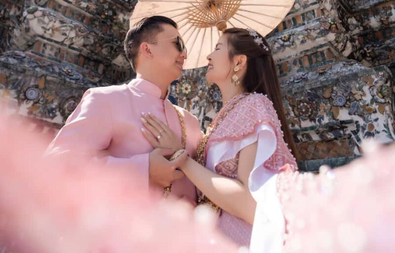 Bangkok: Thai Costume Photoshoot at Wat Arun - Analyzing the Value