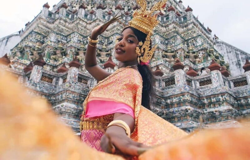 Bangkok: Thai Costume Rental + Hairdo, Makeup & Accessories - Who Will Love This?