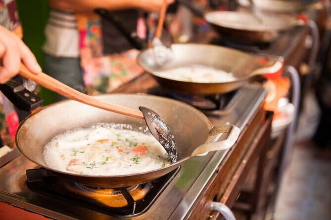 Bangkok Thai Culinary Class with Market Experience in Silom - Detailed Itinerary and Experience Breakdown
