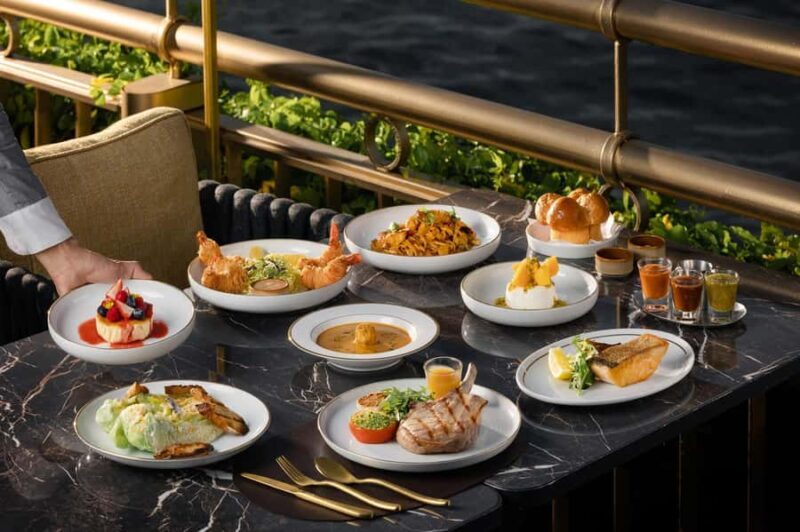 Bangkok : The Crystal Grill House at Asiatique F&B - Authentic Experiences and Customer Perspectives