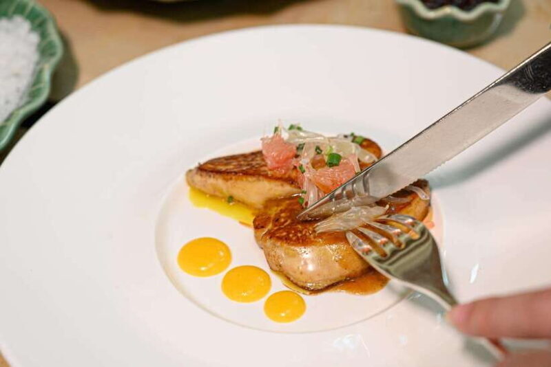 Bangkok: The Dining Room at Grand Hyatt Erawan F&B Packages - Key Points