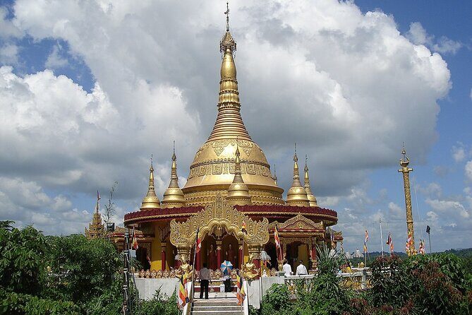 Bangkok Three Temple City Tour to Wat Traimit, Wat Pho, Wat Arun - FAQs