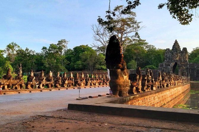 Bangkok to Angkor Wat 2 Days 1 Night tour go by Flight and Take car back - The Temples: A Closer Look