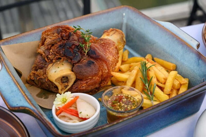 Bangkok: Top Knot Rooftop Bar & Restaurant at Hotel Once - FAQs