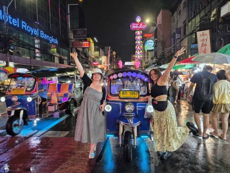 Bangkok: Tuk Tuk Adventure Chinatown Michelin Food & Temples - The Allure of a Nighttime Tuk Tuk Ride