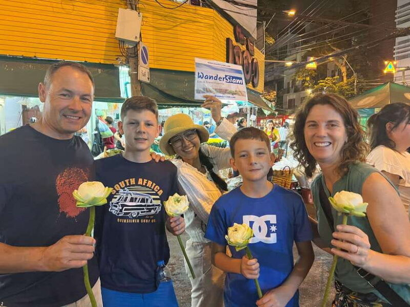 Bangkok Tuk-Tuk by Night with Chinatown Street Food Meal - Who Will Love This Tour?