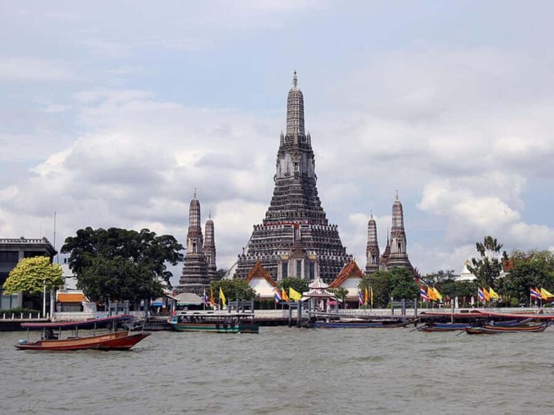 Bangkok: Wat Pho & Wat Arun Half-Day Private Walking Tour - A Close Look at the Itinerary