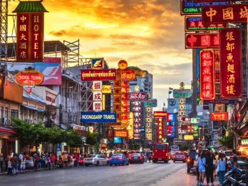 Bangkok: Wat Phra Kaew, Wat Arun, and Chinatown Tour - Key Points