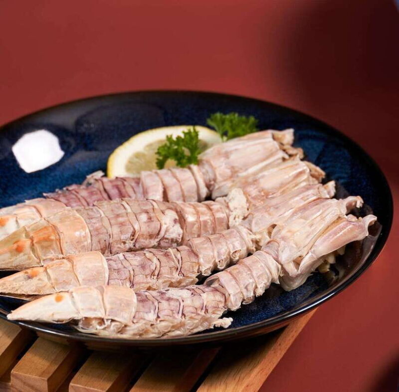 Bangkok: Whale Klang Krung Buffet with Drinks - Key Points