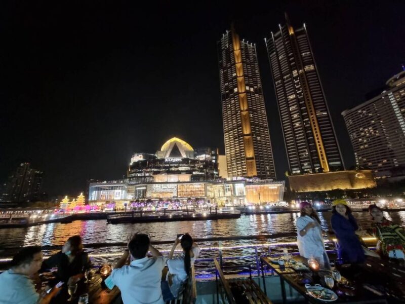 Bangkok: White Orchid Chao Phraya Dinner Cruise - The Food and Beverage Experience