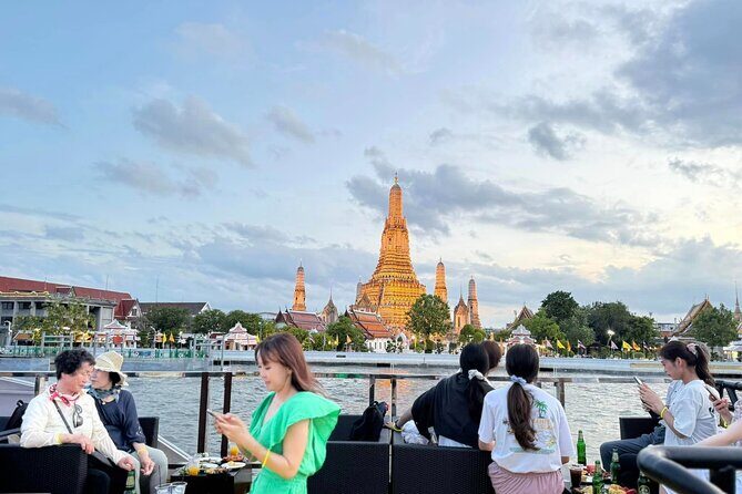 Bangkok: Yodsiam Sightseeing Cruise Snacks & Unlimited Beer - The Experience in Detail