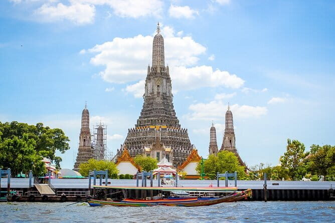 Bangkoks Best: Highlights & Hidden Gems Private Day Tour - A Look at the Itinerary: What to Expect at Each Stop