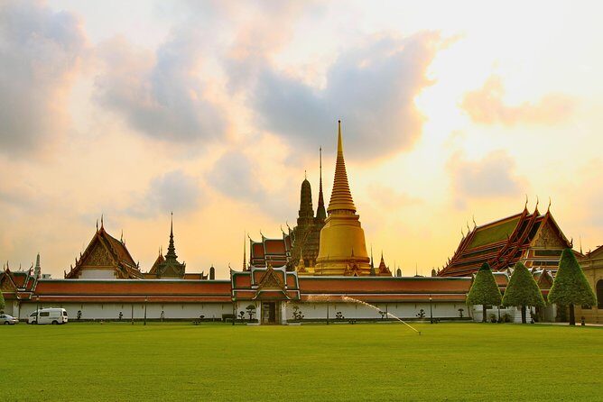 Bangkoks Royal Realms of the Chakri Dynasty - Grand Palace - Who Would Love This Tour?