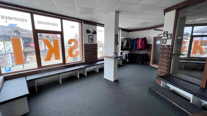 Bansko: Ski and Snowboard equipment rental - Who Is This Experience Best For?