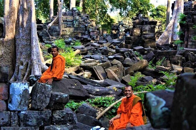 Banteay Chhmar Temple & Silk Farm Private Day Trip from Siem Reap - What Past Travelers Say