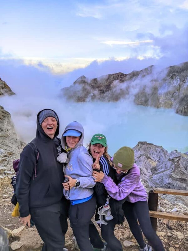 Banyuwangi: Ijen Blue Fire Hike & Licin Village Breakfast - Key Points