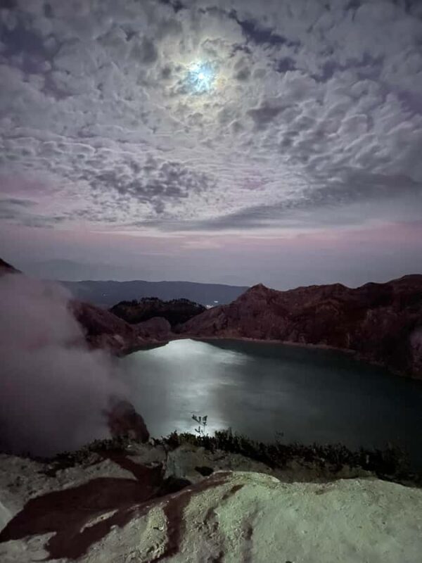 Banyuwangi : ijen bluefire + Bromo sunrise + Yogyakarta - What to Expect: Practical Details and Traveler Insights