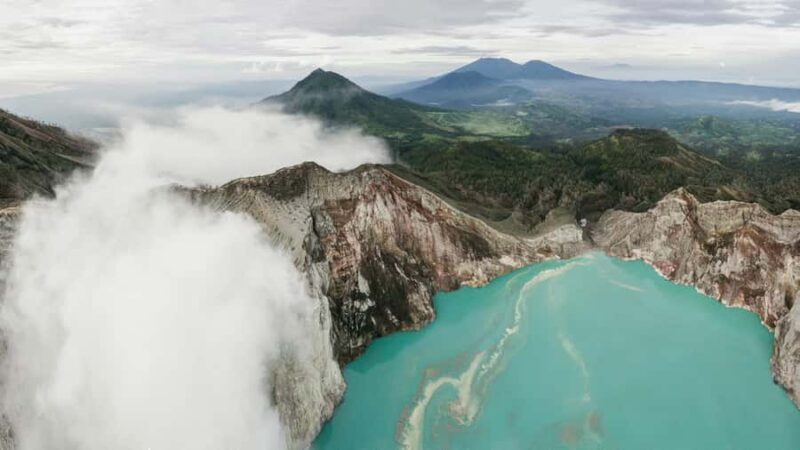 Banyuwangi: Ijen Volcano Blue Fire & Osing Village Tour - The Itinerary in Detail