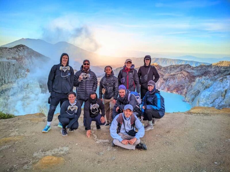 Banyuwangi: Ijen Volcano Blue Fire Private Night Tour - The Experience in Context