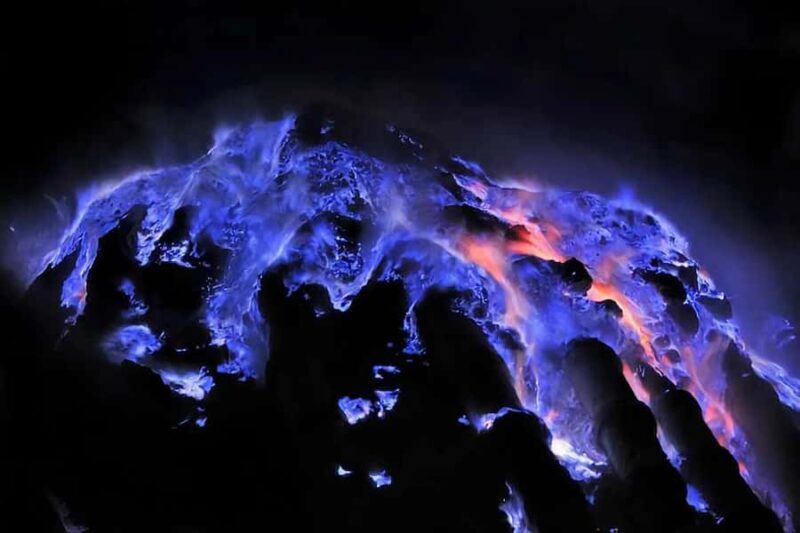 Banyuwangi : Mt Ijen, Blue Fire & Panoramic with local guide - The Experience & Value
