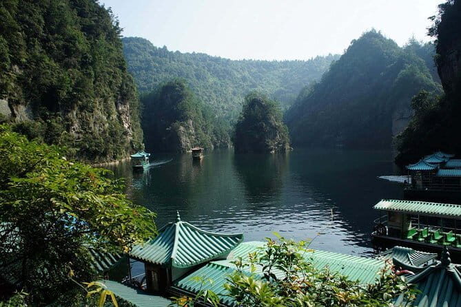 Baofeng Lake Admission Ticket in Zhangjiajie (with Boat Ride) - Key Points