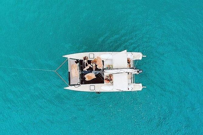 Barbados Catamaran Snorkel Cruise with Lunch and Open Bar - Key Points