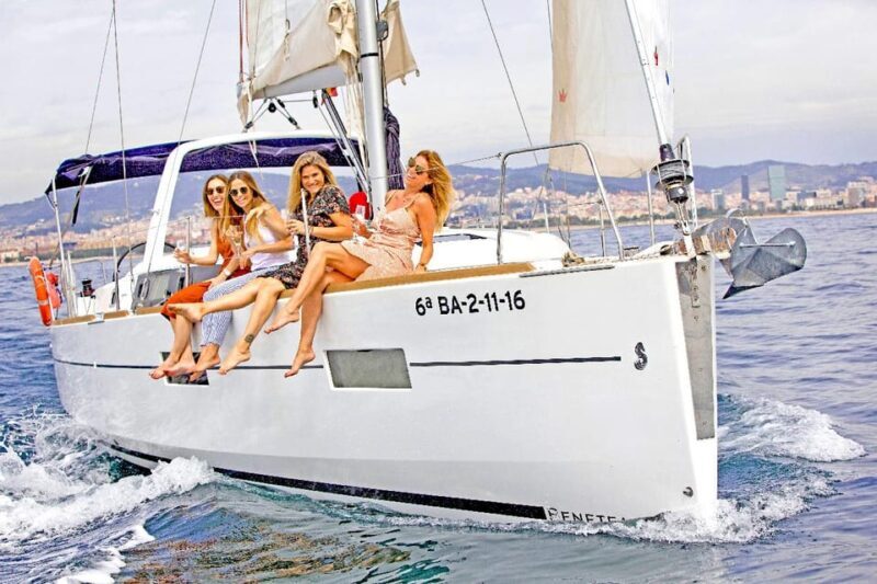 Barcelona 1 hour Scenic Sailboat Tour with Snacks and Drinks - What You Can Expect from This Barcelona Sailing Experience