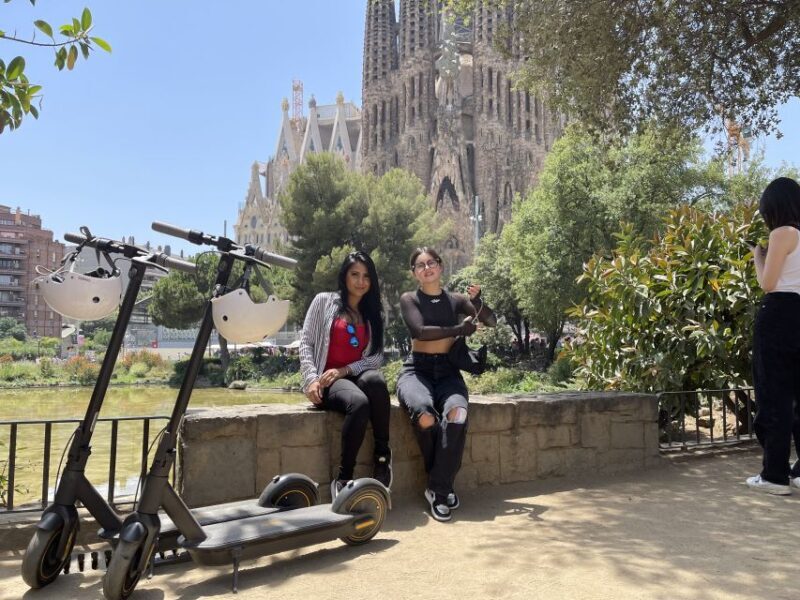 Barcelona: 2-Hour e-Scooter Tour - Key Points