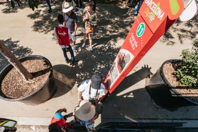 Barcelona: 24 or 48-Hour Hop-On Hop-Off Bus Tour - Real-World Experience & Traveler Feedback