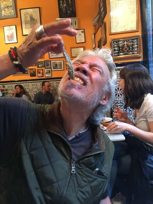 Barcelona: 3-Hour Sips, Sites & Bites Food & History Tour - A Taste of Barcelona’s Charm: 3-Hour Sips, Sites & Bites Food & History Tour