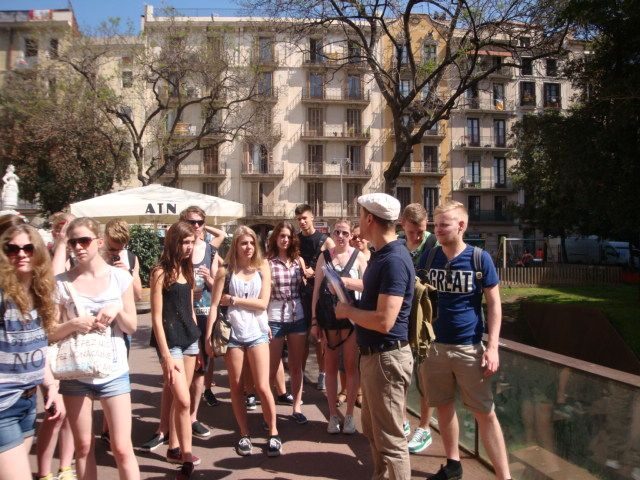 Barcelona: Art Nouveau & Gaudí Tour - FAQs