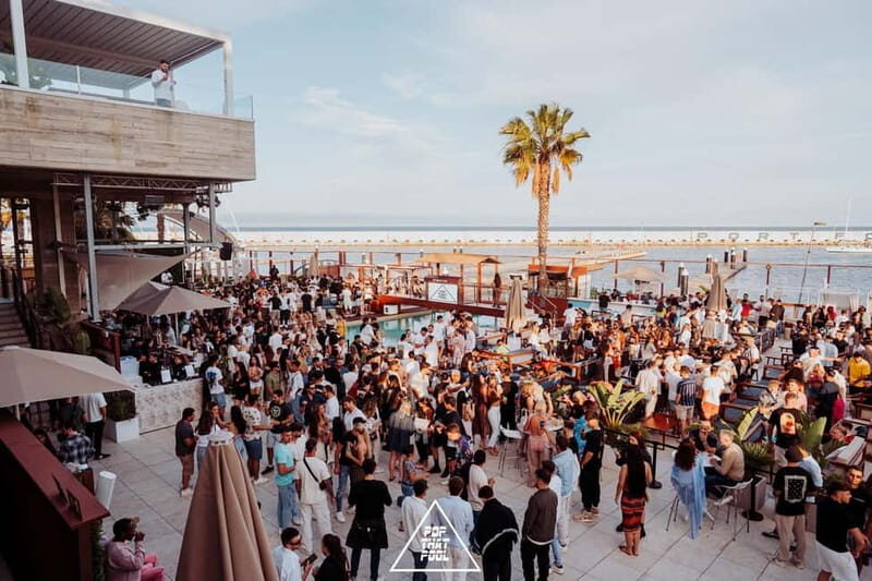 Barcelona: Beach Club Pool Party with DJ - Key Points