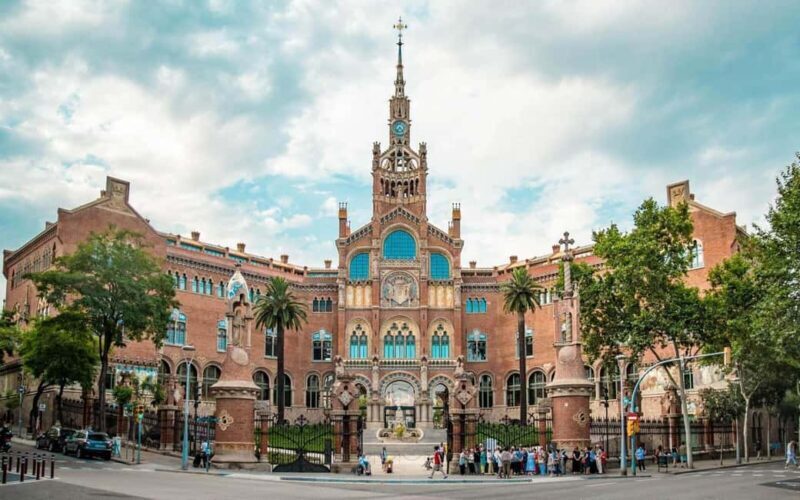 Barcelona Beyond Gaudí: Modernism, Rooftops, and Hidden Gems - An In-Depth Look at the Barcelona Beyond Gaudí Tour