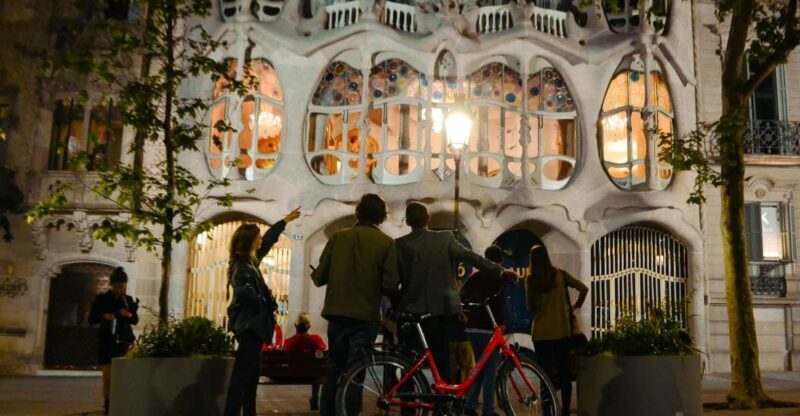 Barcelona Bike Tour by Night with Cava - The Practical Side: What You Should Know