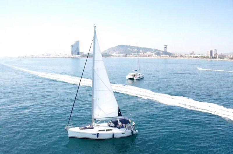 Barcelona: Boat trip with cava in amazing sailboat - Additional Amenities & Practical Details