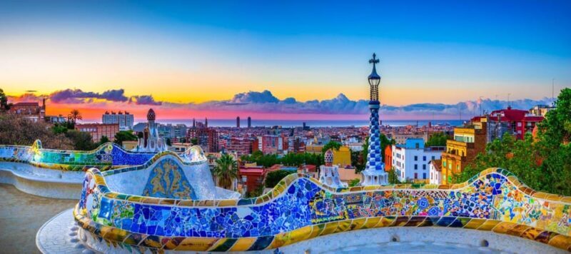 Barcelona by Heart: A Romantic Walk Through Time - An In-Depth Look at the Tour