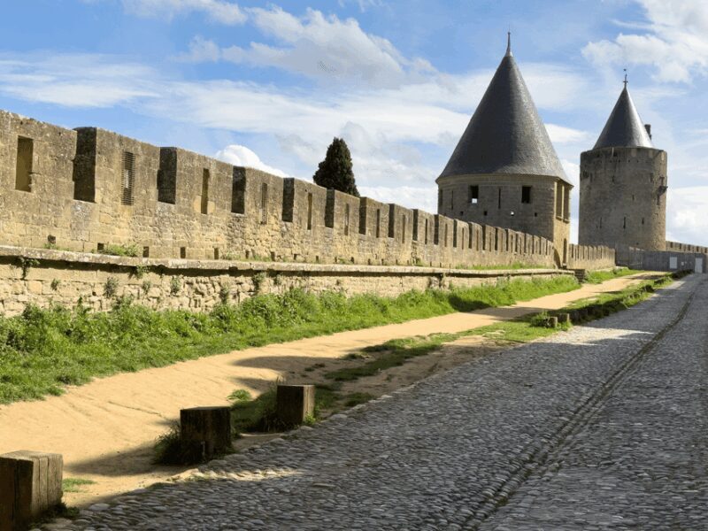 Barcelona: Carcassonne & Dali Tour - An Introduction to the Tour Experience