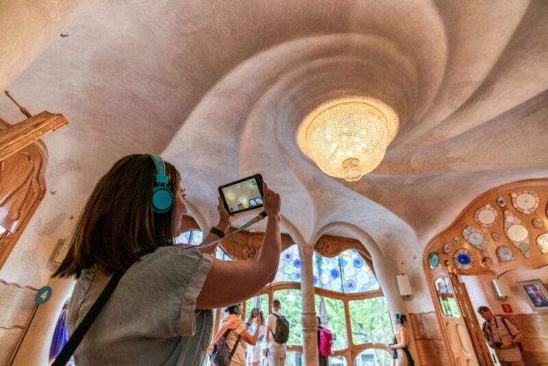 Barcelona: Casa Batlló Entry with Self-Audioguide Tour - Who Will Love This Tour?