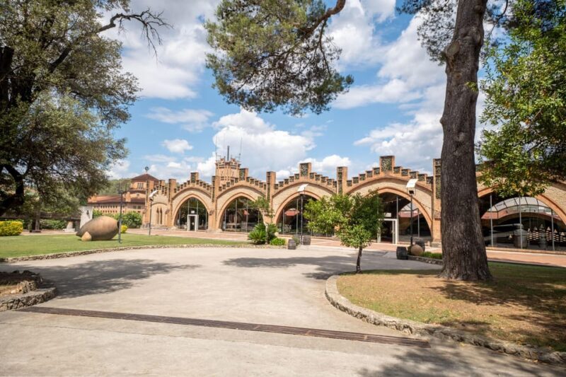 Barcelona: Casa Codorníu Guided Tour with Cava Tastings - FAQ