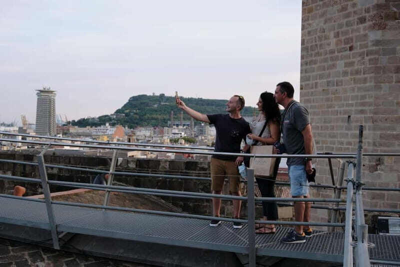 Barcelona Cathedral: Sunrise Tour & Breakfast - Who Should Consider This Tour?
