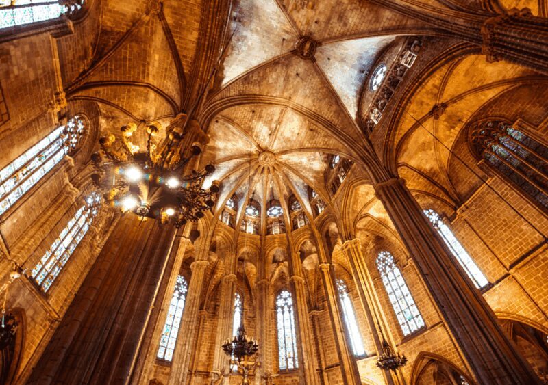 Barcelona Cathedral: Ticket, Guided Tour and VR Experience - Key Points