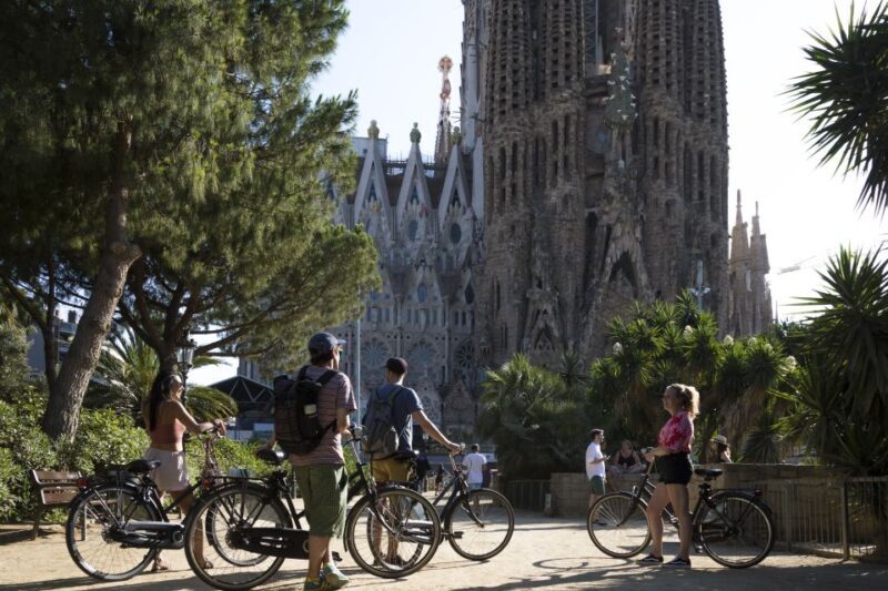 Barcelona: City Highlights Bike Tour - A Practical Look at the Barcelona City Highlights Bike Tour