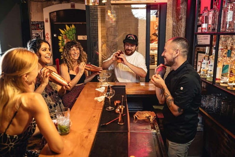 Barcelona: Cocktail Class with Mixologist - Why the Private Bar Setting Matters