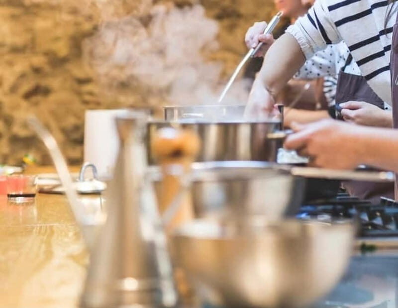 Barcelona: Cooking Class with Tapas, Paella & Wine Tasting - Introduction