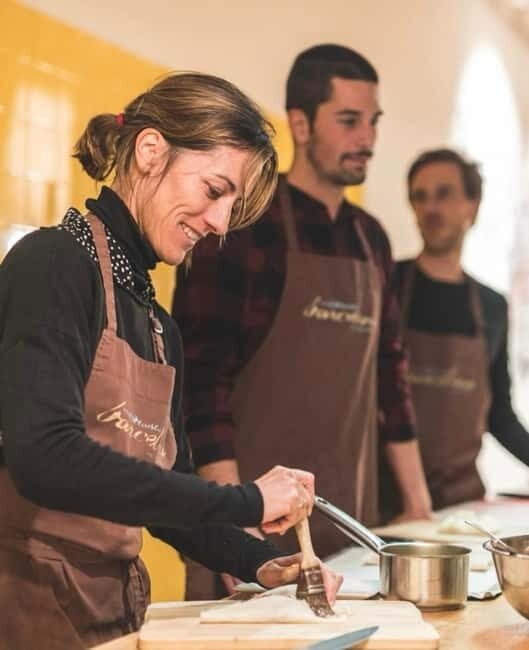 Barcelona: Cooking Class with Tapas, Paella & Wine Tasting - FAQs