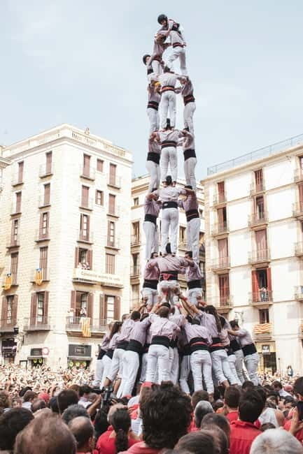Barcelona: Craft Beer Tasting & Castellers Experience - The Thrilling World of Castellers