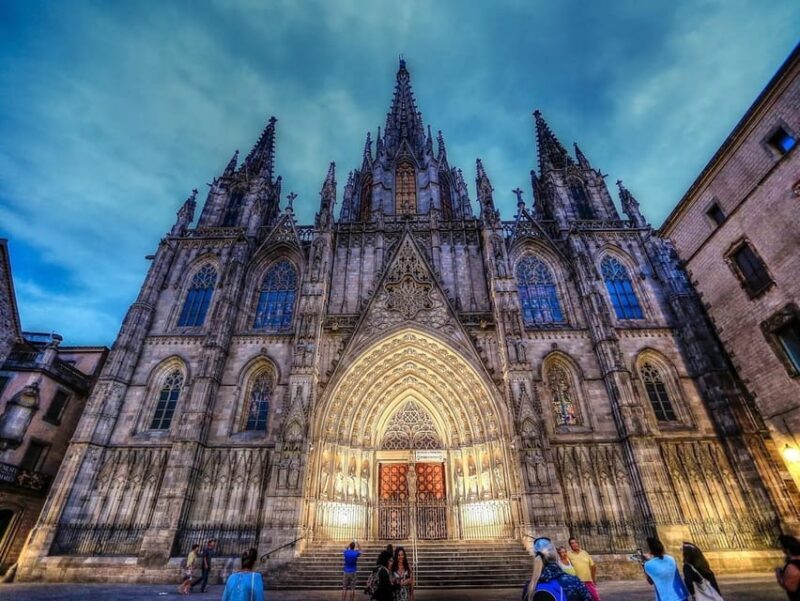 Barcelona: Customizable Guided Bike or Walking Tour - What Travelers Say
