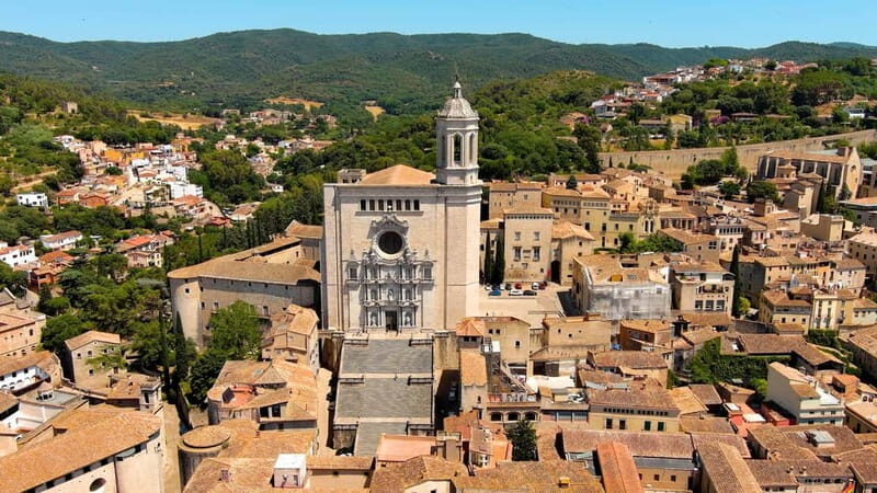 Barcelona: Discover Girona, Besalú & Pals on a Guided Tour - The Itinerary: A Closer Look