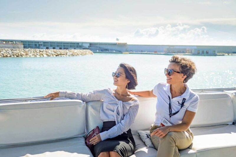 Barcelona: E-Bike Tour with Montjuic Cable Car & Boat Ride - The Itinerary: A Closer Look