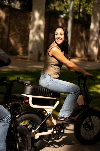 Barcelona: E-Fatbike Rental, explore the city with a breeze - FAQs